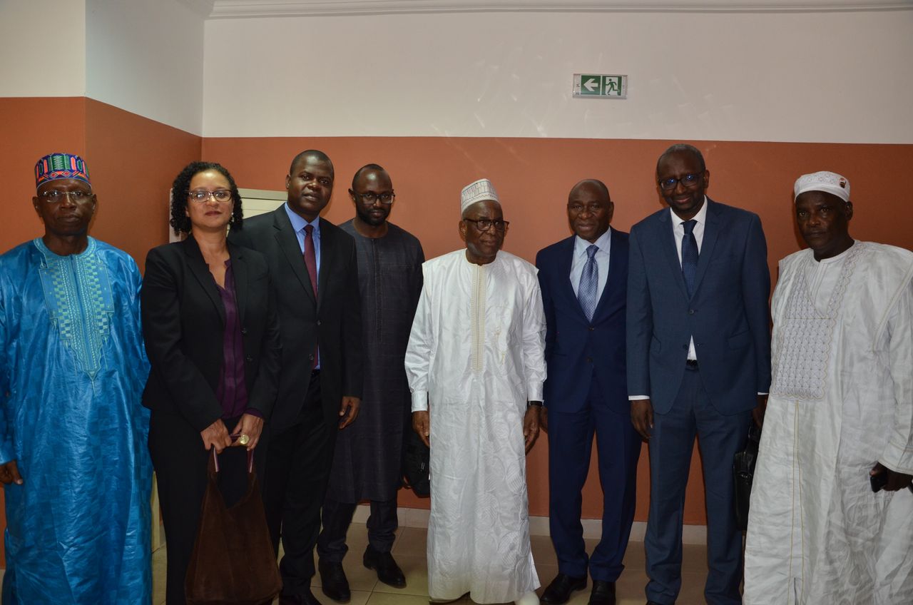 remise-equipements-rccm-guinee-76 – OHADA