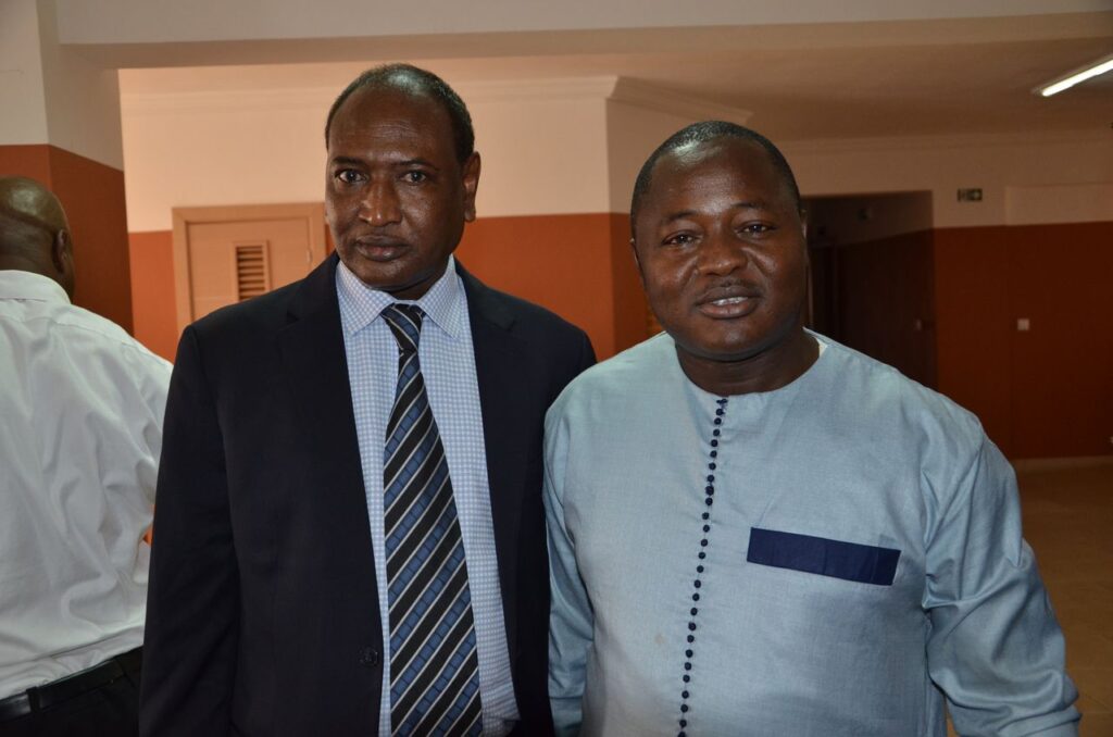 remise-equipements-rccm-guinee-83 – OHADA